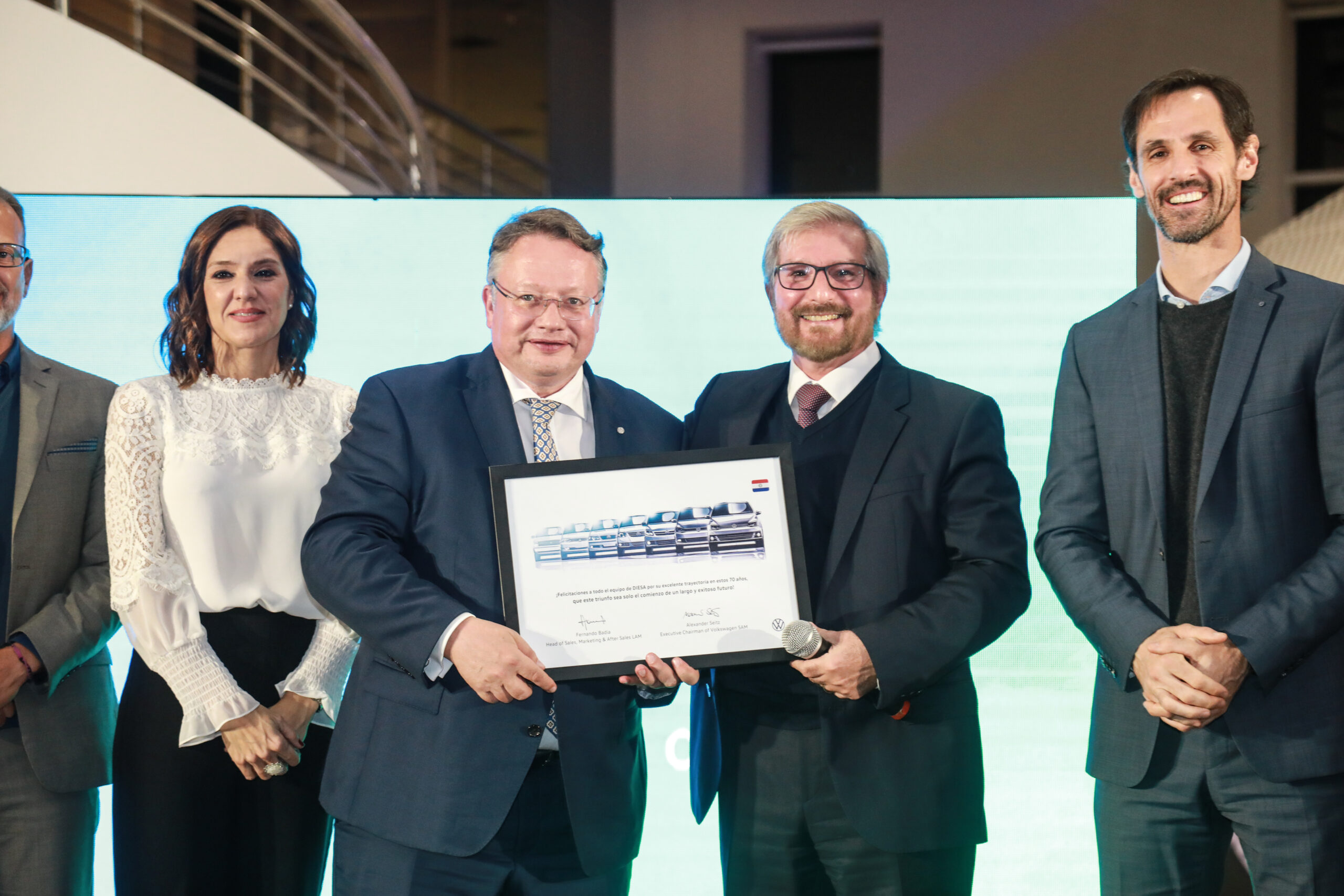 Presidente de Volkswagen para la región visitó el país por el ...